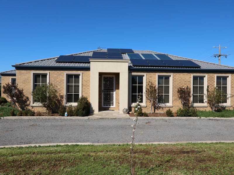 2. Short Street, Carisbrook, Vic 3464 - Property Details