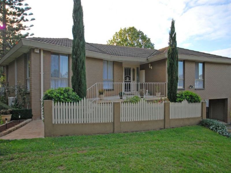 201 Main Road, Silvan, Vic 3795 - Property Details