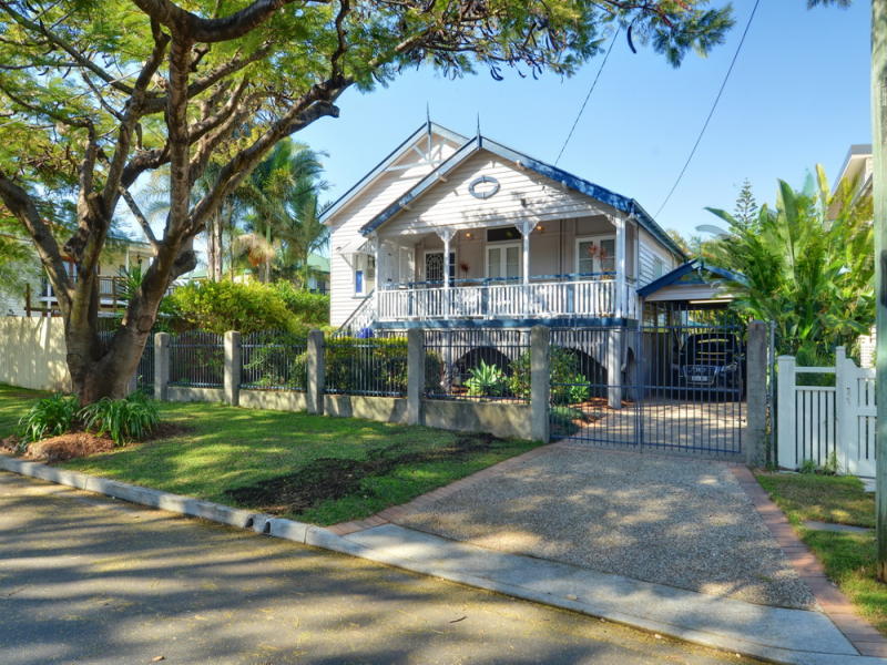 8 Gordon Street, Hendra, Qld 4011 - Property Details
