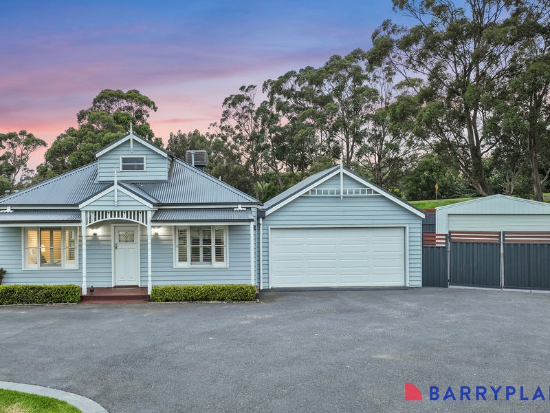 12 Ripplebrook Court, Drouin, Vic 3818 - Property Details