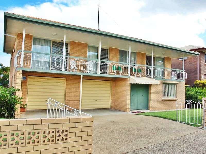 15 Bluebell Street, Mansfield, Qld 4122 - Property Details