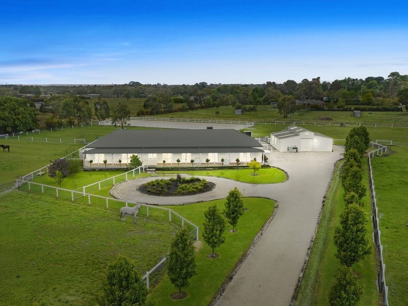 103 Bungower Road, Somerville, Vic 3912 - Property Details