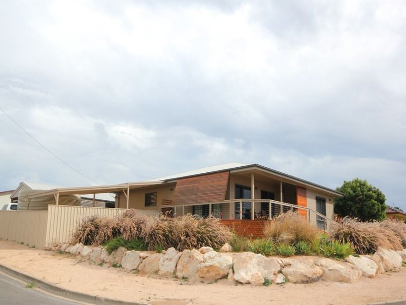 8 First street, Warooka, SA 5577 - Property Details