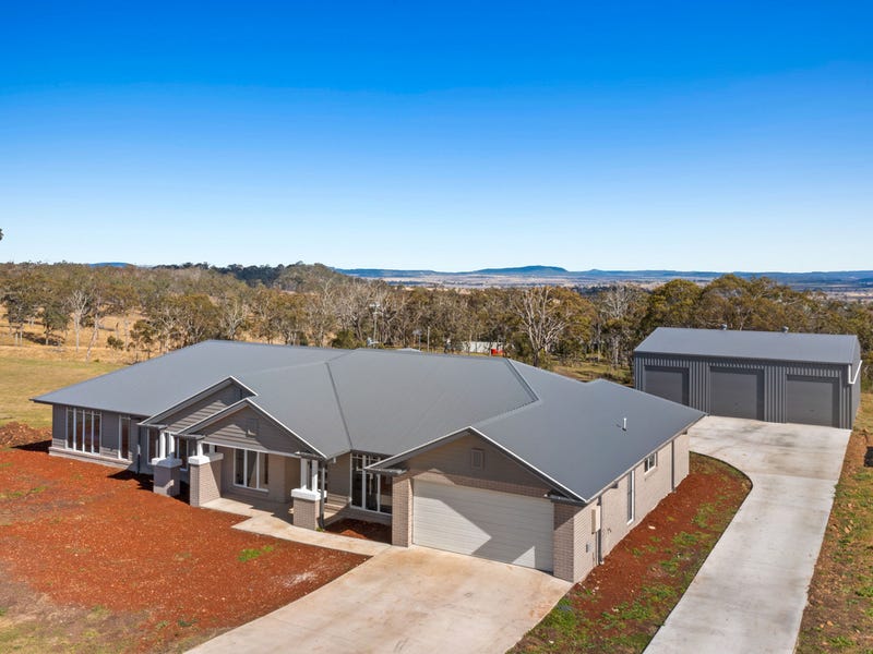 10 Ridgeview Court, Mount Rascal, QLD 4350 - realestate.com.au