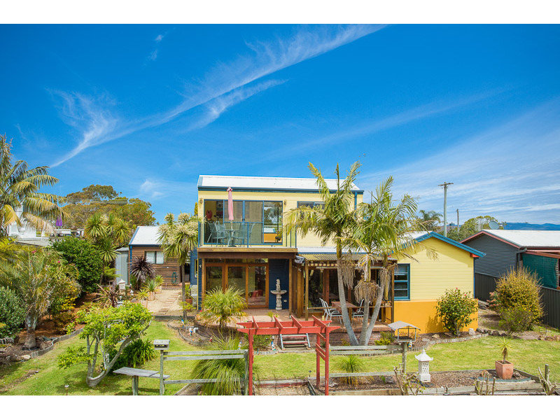 35 Lakeview Avenue, Merimbula, NSW 2548 - realestate.com.au