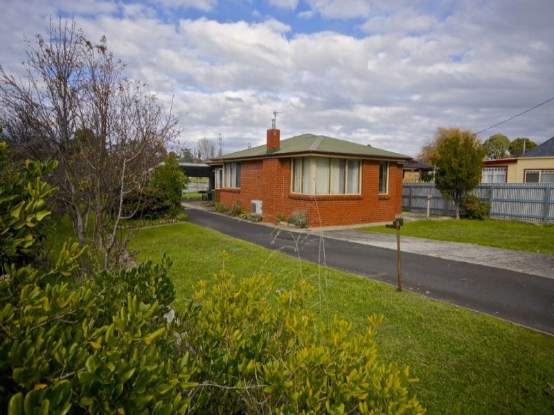 11 Middle Road, Devonport, TAS 7310 - realestate.com.au