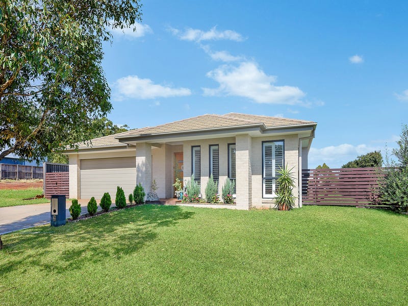 8 Hideaway Place, Port Macquarie, NSW 2444 - realestate.com.au