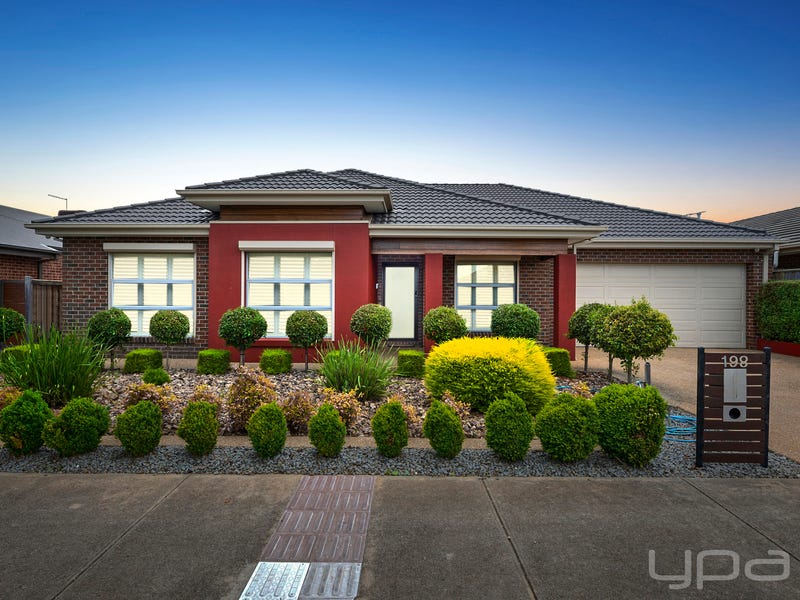 198 Botanica Springs Boulevard, Brookfield, VIC 3338 - realestate.com.au