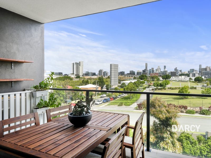 16/18 Gallway Street, Windsor, Qld 4030 - Property Details