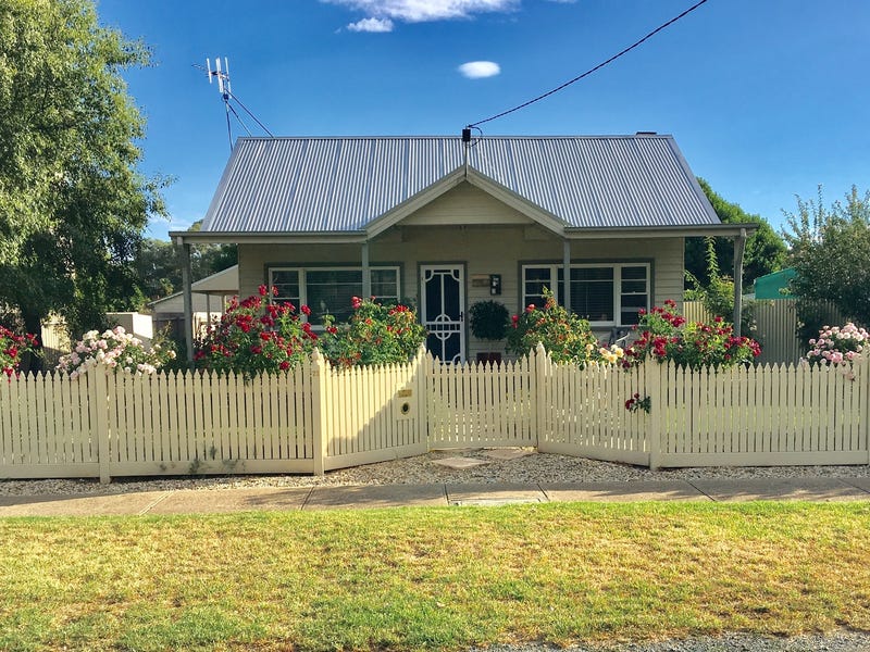 71 Stevenson Street, Murchison, Vic 3610 - Property Details