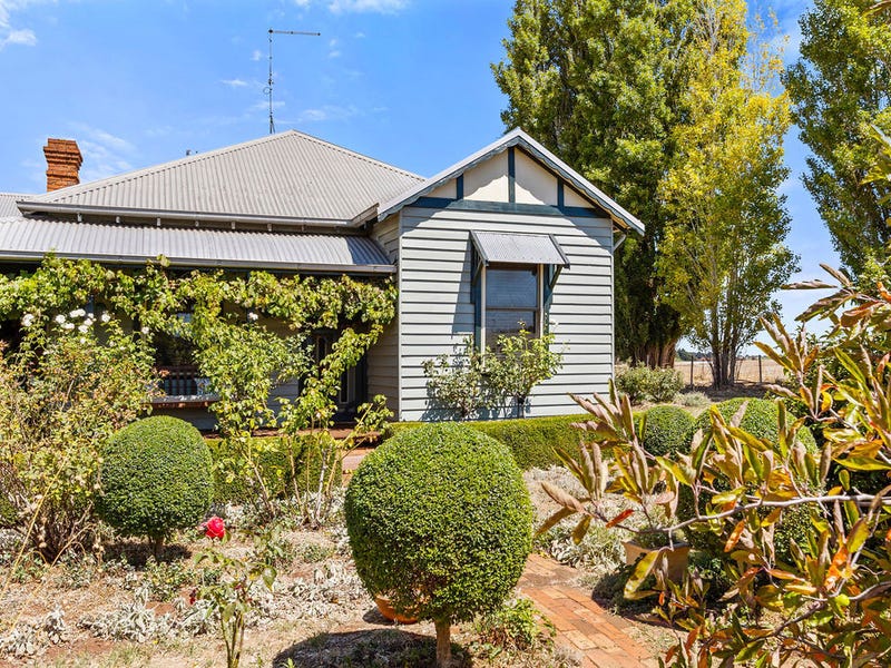 808 Springbank Road, Springbank, Vic 3352 - Property Details