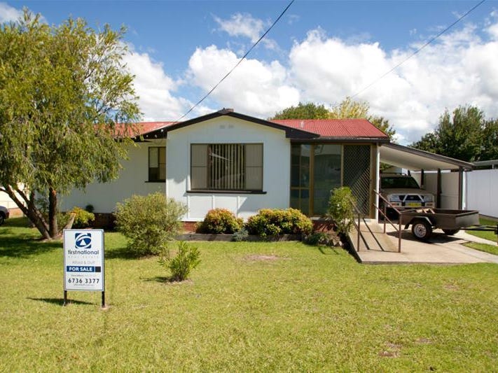 49 High Street, Tenterfield, NSW 2372 - realestate.com.au