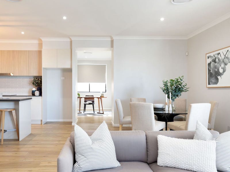 6 Ridgevale Drive, Regency Downs, QLD 4341 - realestate.com.au