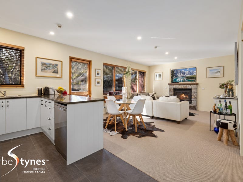 9/Ski In Ski Out Crackenback Drive, Thredbo, NSW 2625 - Property Details
