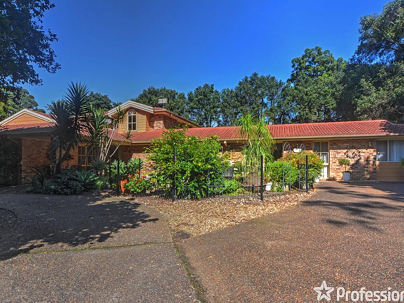 9 Halstead Place, Bomaderry, NSW 2541 - realestate.com.au