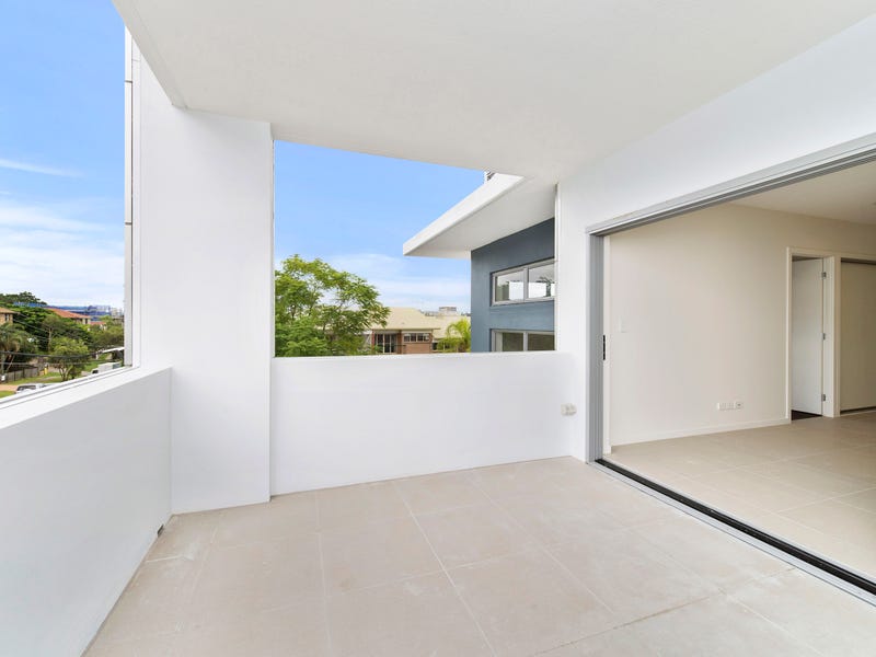 2/27 York Street, Indooroopilly, Qld 4068 - Property Details