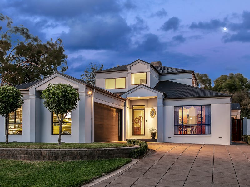 4 Martin Place, Eaglehawk, VIC 3556 - realestate.com.au