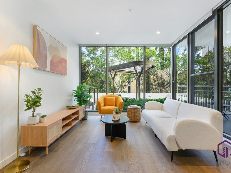 Sold Property Prices & Auction Results in 80 Waterloo Rd, Macquarie ...