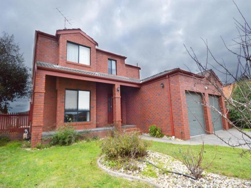 11 Redford Drive, Wendouree, Vic 3355 - Property Details