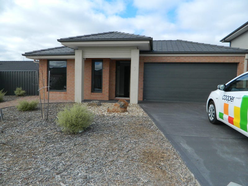 3 Landmark Cres, Manor Lakes, VIC 3024 - realestate.com.au