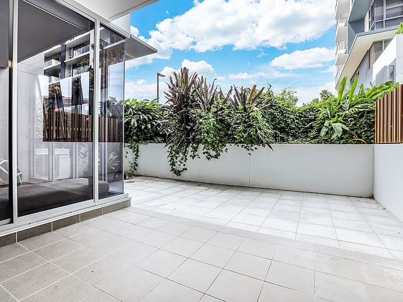 3111/42 Laver Drive, Robina, Qld 4226 - Property Details