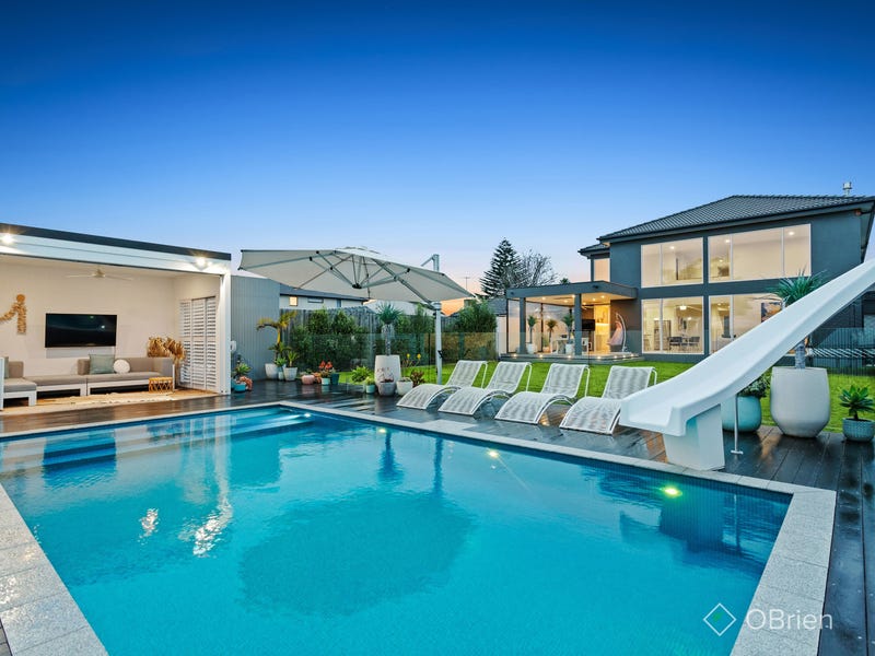 12 Derby Parade, Bonbeach, Vic 3196 - Property Details