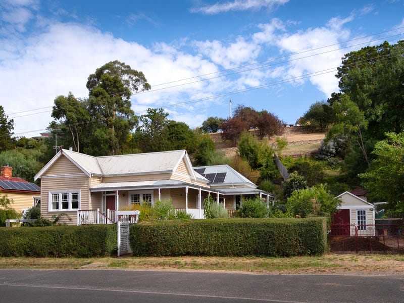 53 Gingell Street, Castlemaine, Vic 3450 - Property Details
