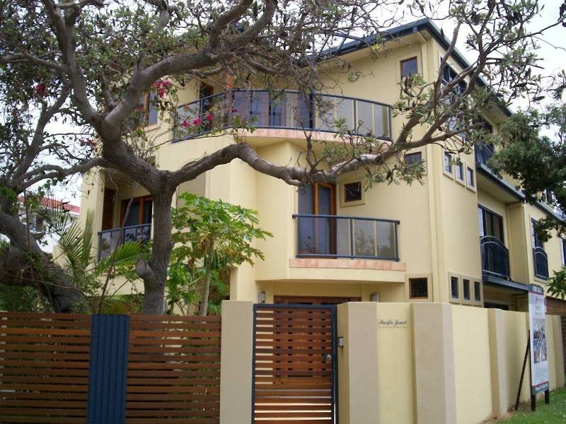 33 Albatross Avenue, Mermaid Beach, QLD 4218 - realestate.com.au