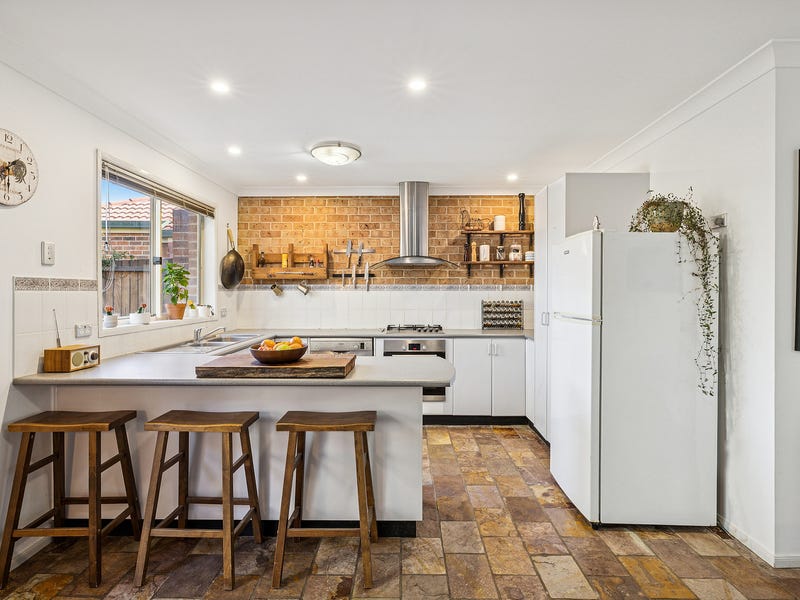 8 Conner Close, Palmerston, ACT 2913 - Property Details