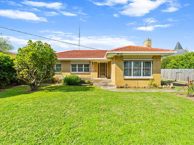 16 Queen Street, Maffra, Vic 3860 - Property Details