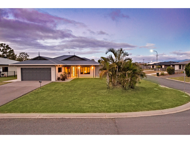 8 Maria Close, Mareeba, QLD 4880 - realestate.com.au
