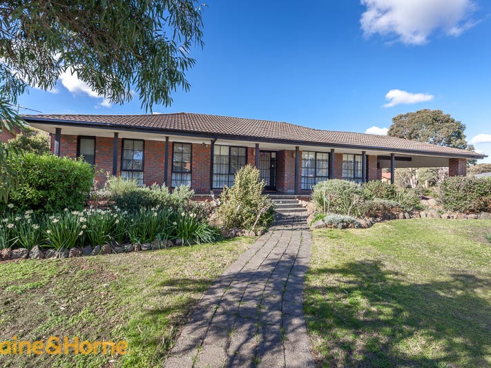 1 Ganton Court, Sunbury, Vic 3429 - Property Details