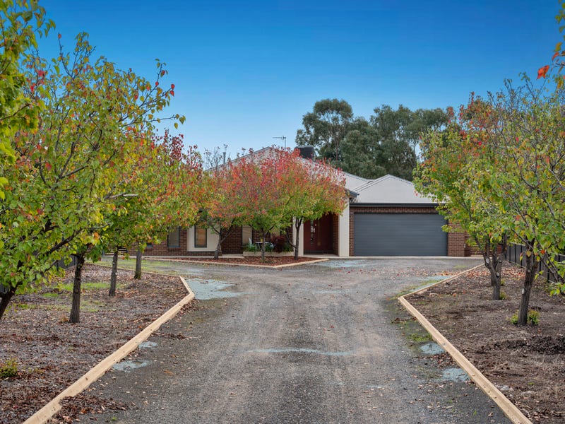 3 Lakeview Court, Huntly, Vic 3551 - Property Details