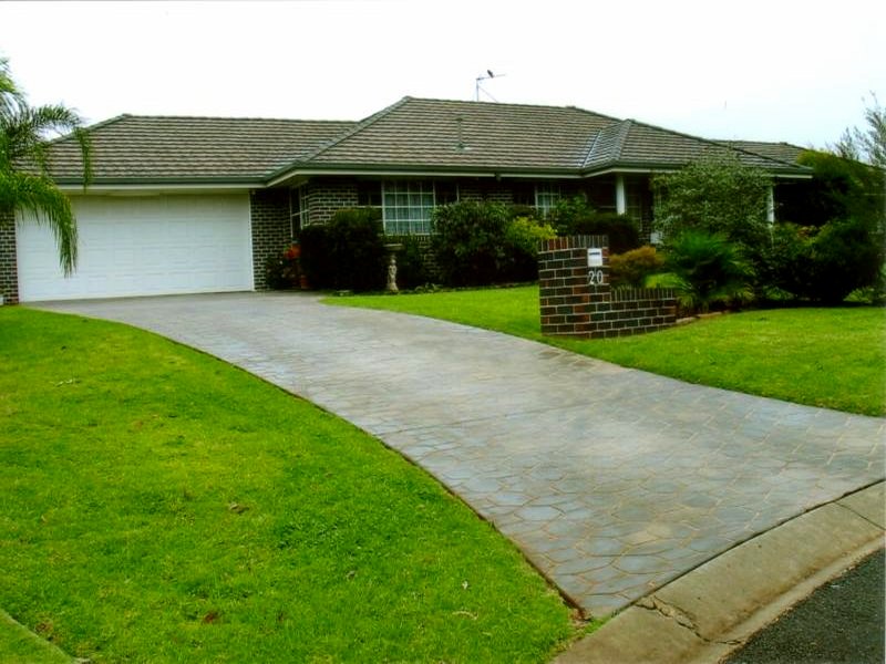 20 Griinke Drive, Middle Ridge, QLD 4350 - realestate.com.au