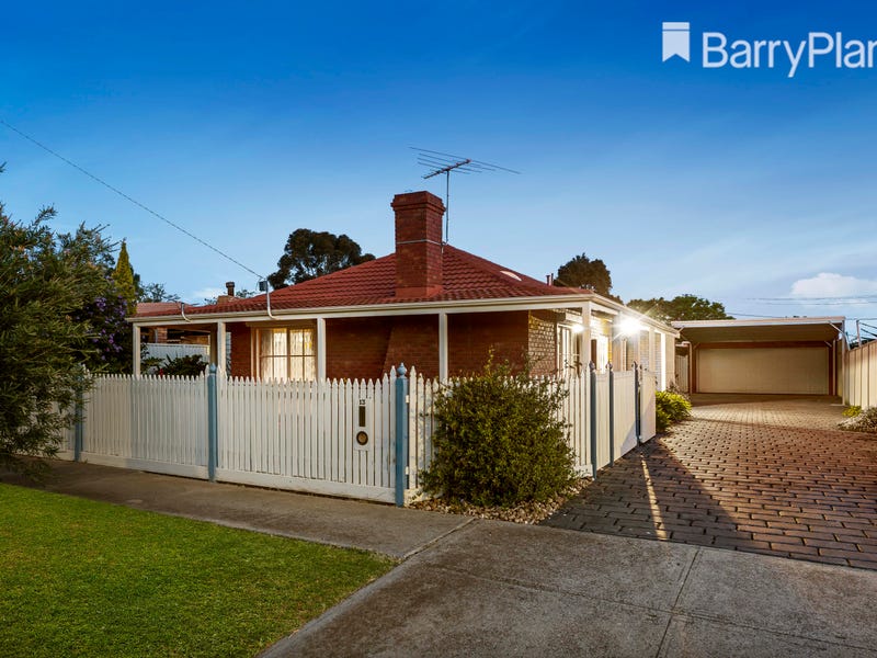 13 Lamb Grove, Hoppers Crossing, VIC 3029 - realestate.com.au