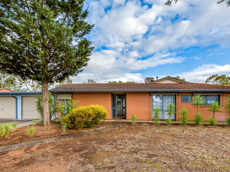 4 Chesser Street, Parafield Gardens, SA 5107 - realestate.com.au
