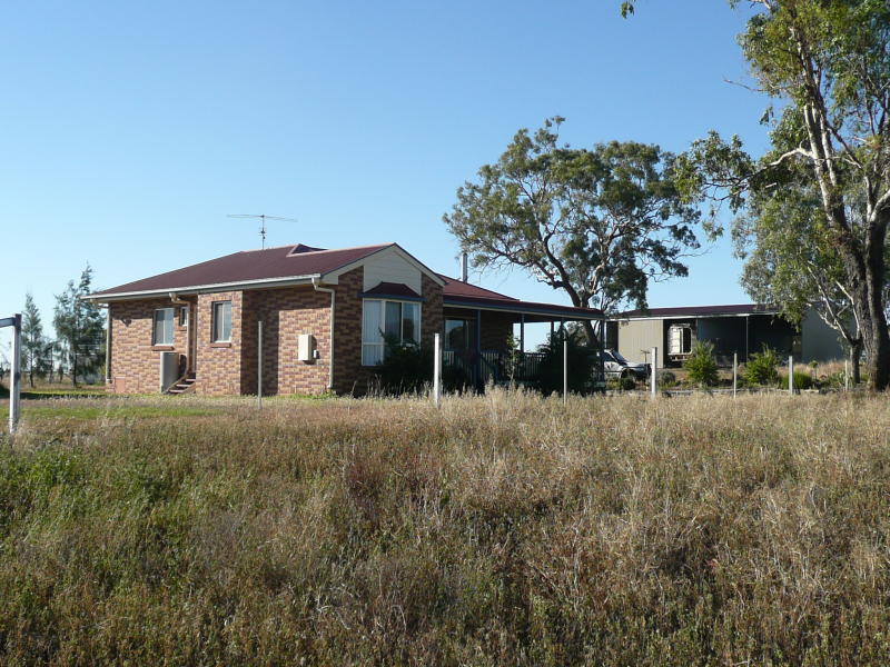 1726 Oakey - Pittsworth Road, Biddeston, Qld 4401 - Property Details