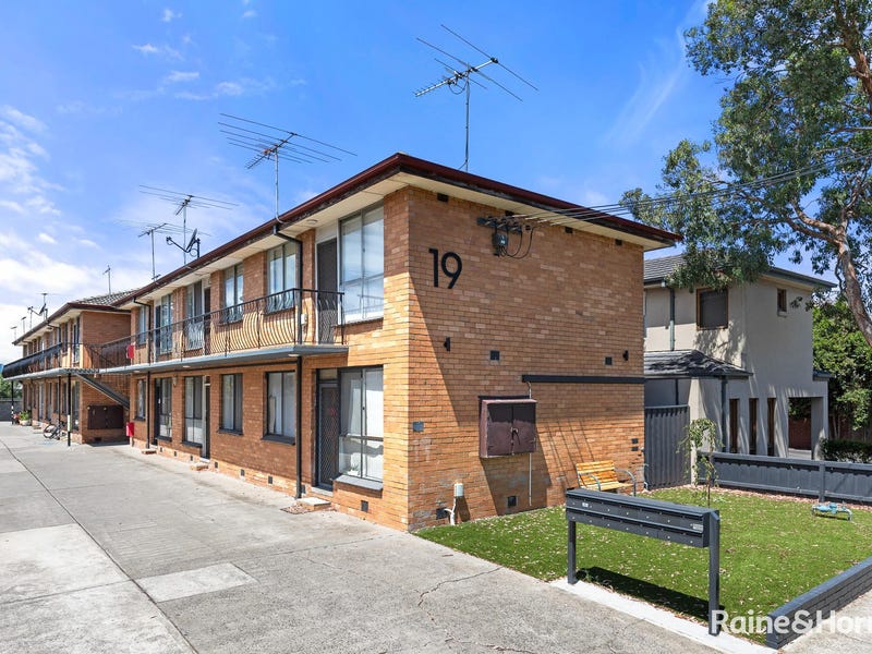 10/19 Kingsville Street, Kingsville, VIC 3012 - realestate.com.au