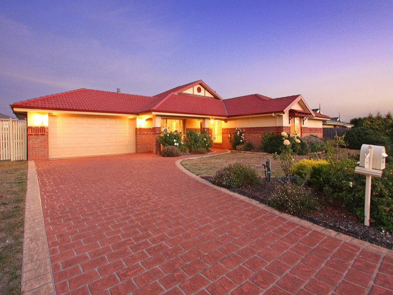 16 Moonrise Place, Mornington, Vic 3931 - Property Details