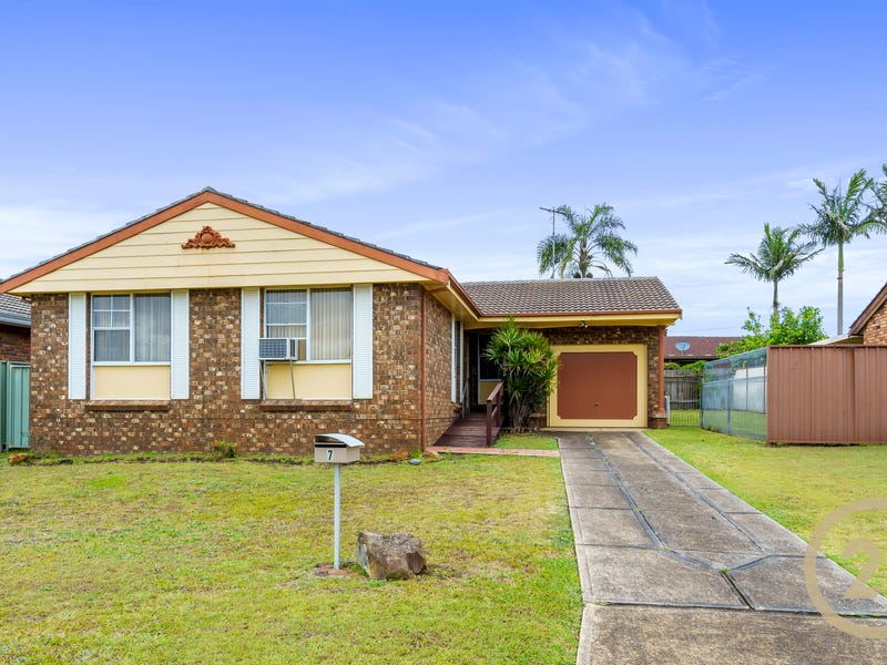 7 Nigel Place, Macquarie Fields, NSW 2564 - realestate.com.au
