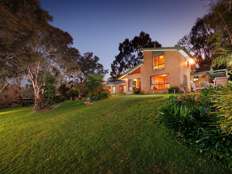 39 Barton Drive, Baranduda, Vic 3691 - Property Details