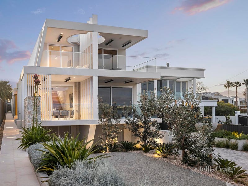 72 The Strand, Newport, Vic 3015 - Property Details