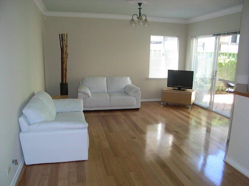 3/8 Ednah Street, Como, WA 6152 - Property Details