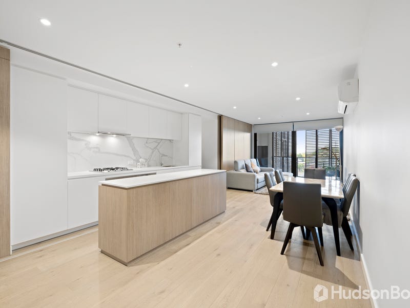 304/5 Elgar Court, Doncaster, Vic 3108 - Property Details