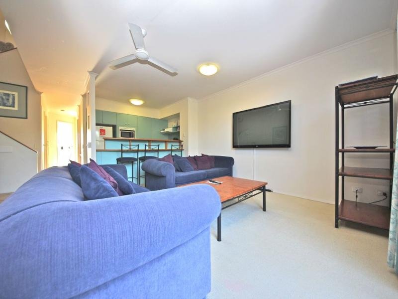 81/10-16 Alexandra Avenue, Broadbeach, Qld 4218 - Property Details