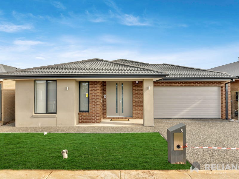 8 Gamesley Street, Strathtulloh, VIC 3338 - realestate.com.au