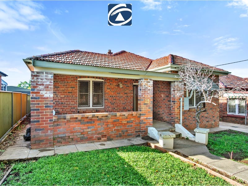 29 Roderick Street, Tamworth, NSW 2340 - Property Details