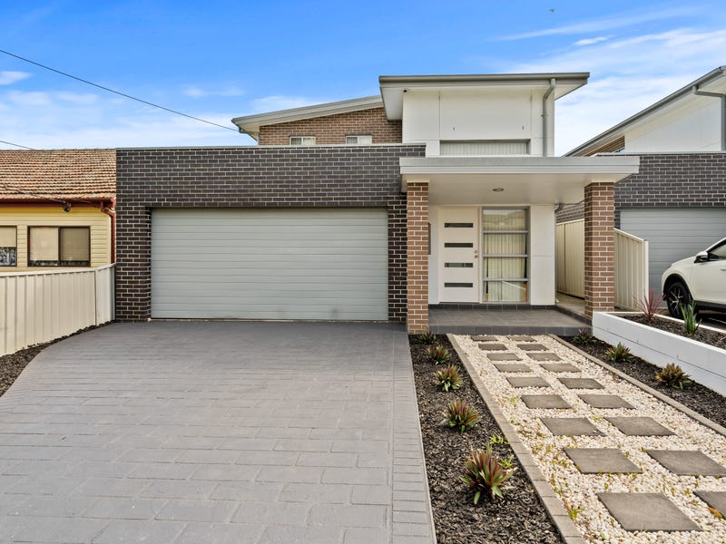 2/1 Alexander Street, Smithfield, NSW 2164 - Property Details