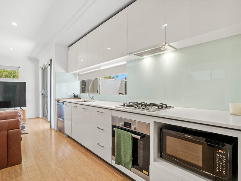 8/19 Gerring Court, Rivervale, WA 6103 - Property Details