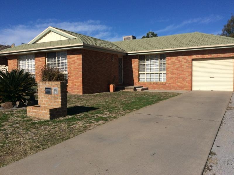 15 Janelle Street, South Tamworth, NSW 2340 - realestate.com.au